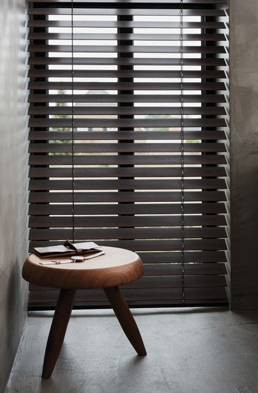 Window Blinds in Bangalore | Wooden & Roller Blinds -Desired Designs